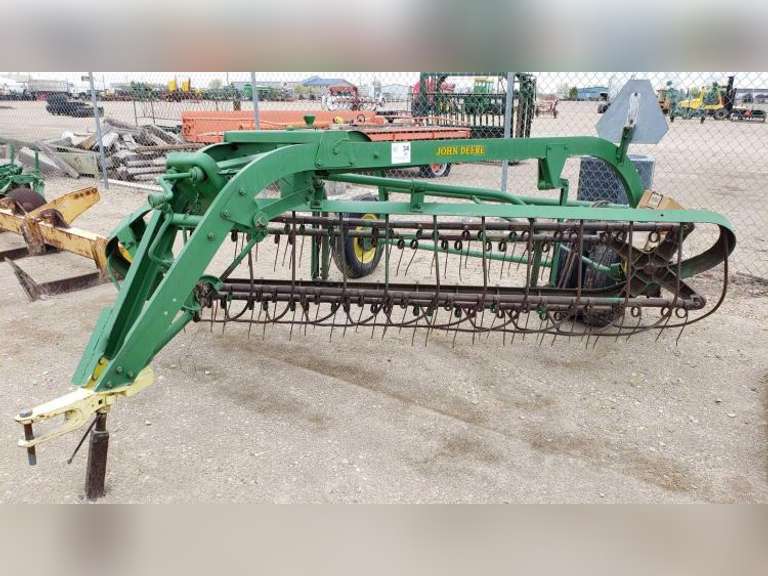 John Deere Side Delivery Hay Rake - Armstrong Western LLC