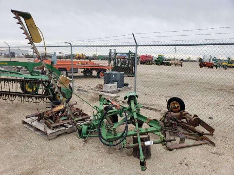 John Deere No.5 2PT Sickle Mower - Armstrong Western LLC