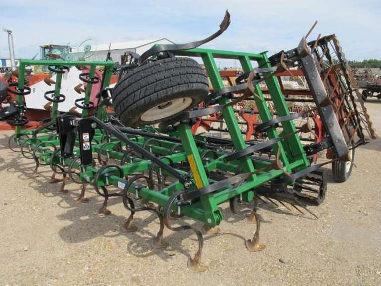 Unverferth Perfecta II 20' Hydraulic Fold Triple-K - Armstrong Western LLC