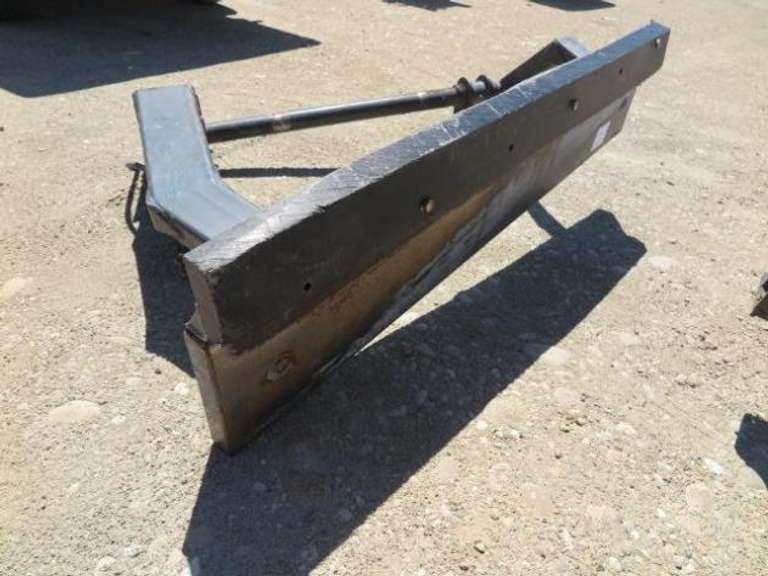 Hatfield - Tractor Mount Feed Pusher - Armstrong Western LLC