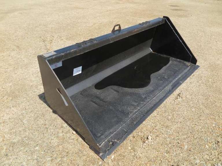 Industrias America • 72" Skid Steer Bucket - Armstrong Western LLC