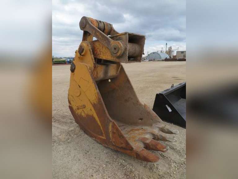 Eaco • 30" Excavator Bucket - Armstrong Western LLC