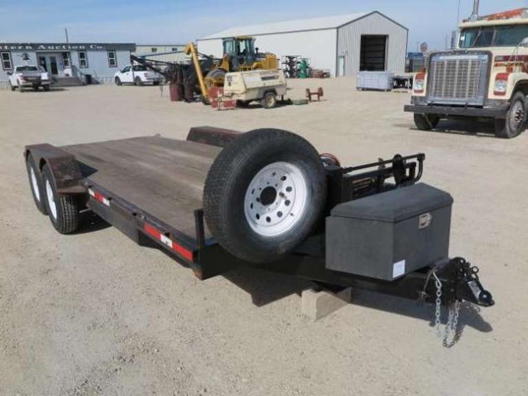2004 Maurer • 20' Flatbed Trailer - Armstrong Western LLC