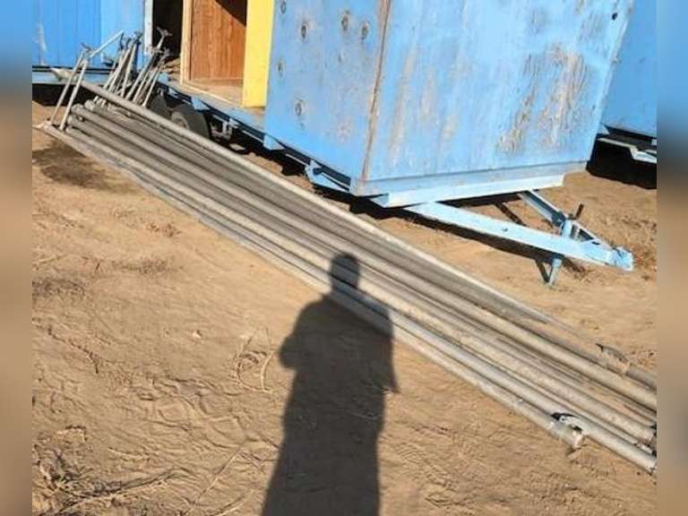 LOCATED OFFSITE - (17) - 3" x 20' Hook & Latch End Riser Aluminum Pipe ...