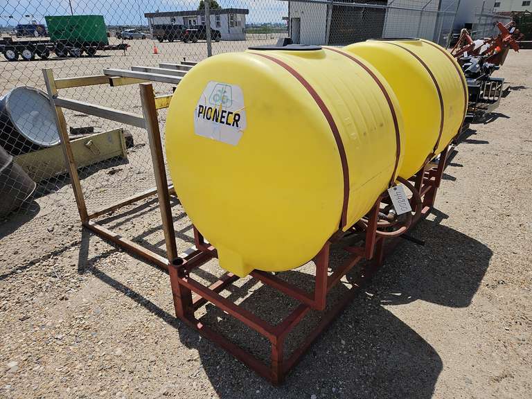 (2) 150 Gallon Poly Transfer Tanks/ Pump/ Extra Rack - Armstrong ...