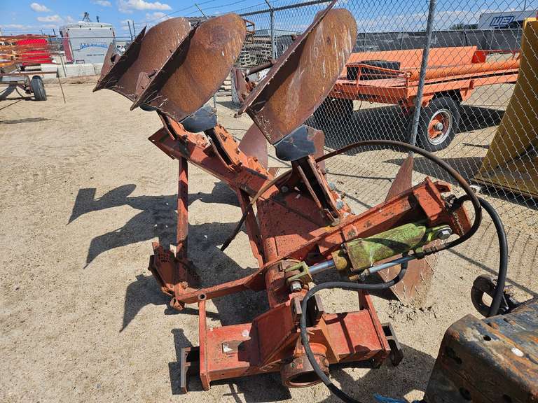 3-bottom Plow - Armstrong Western LLC