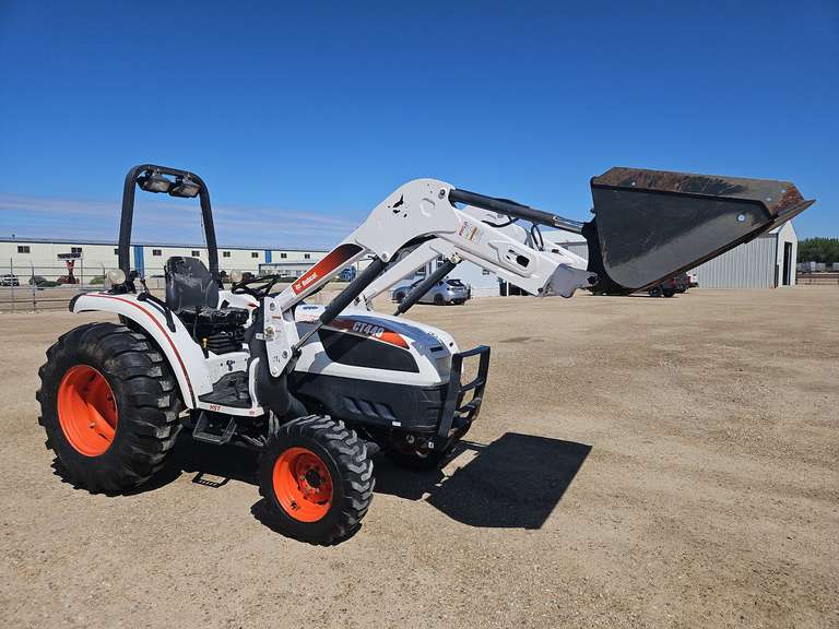 2014 Bobcat CT440B 41Hp MFWD Tractor w/ 9TL Loader - Armstrong Western LLC