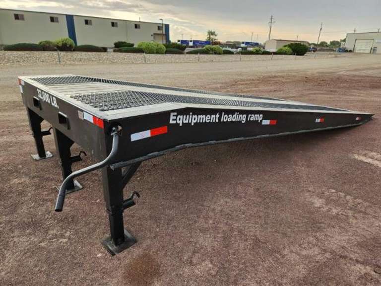Industrias America 32,000 Lb. Equipment Loading Ramp - Armstrong ...