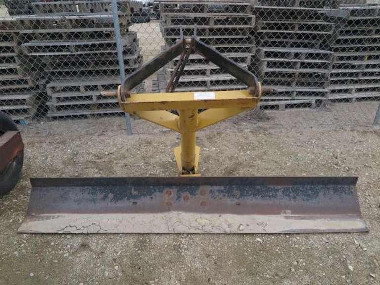 3 Point 8' Angle blade - Armstrong Western LLC