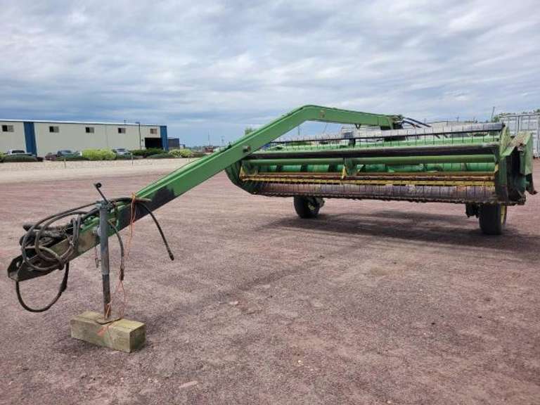 John Deere 240 12' Pull Type Swather - Armstrong Western LLC