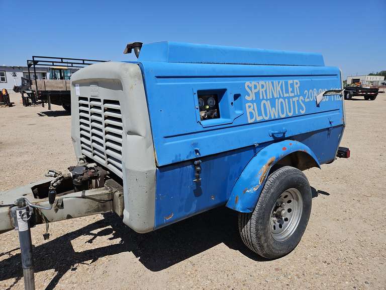 Tow Behind Atlas Copco Air Compressor - Armstrong Western LLC