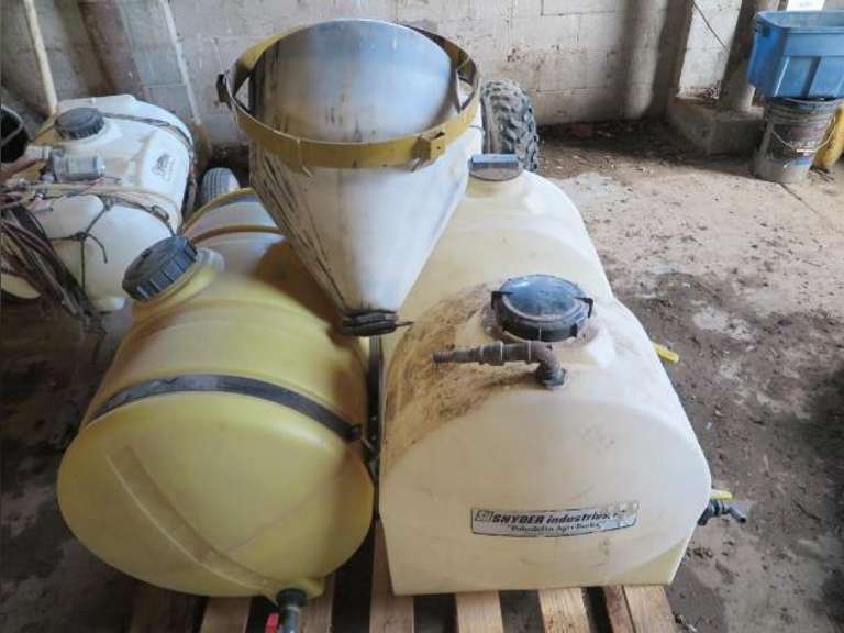 (4) Poly Nurse Tanks - Armstrong Western LLC