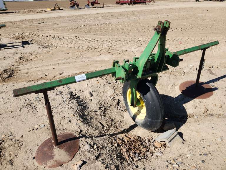 3PT Center Row Packer - Armstrong Western LLC