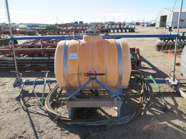 G&R 150 Gallon 3 Point Sprayer with 30' booms - Armstrong Western LLC