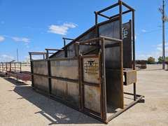Double Cattle Loading Chute - Armstrong Western LLC