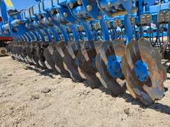 Lemken Rubin9 14’ Compact Disc Harrow - Armstrong Western LLC