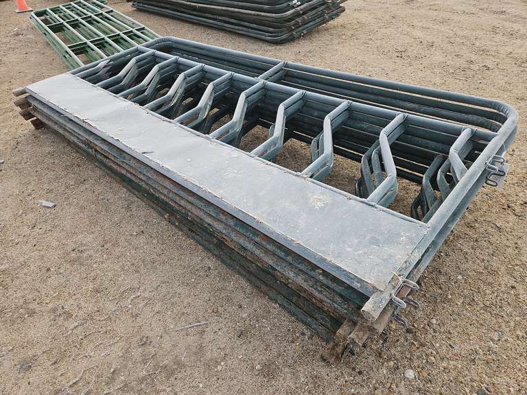 (7) 12’ Livestock Feeder Panels - Armstrong Western LLC
