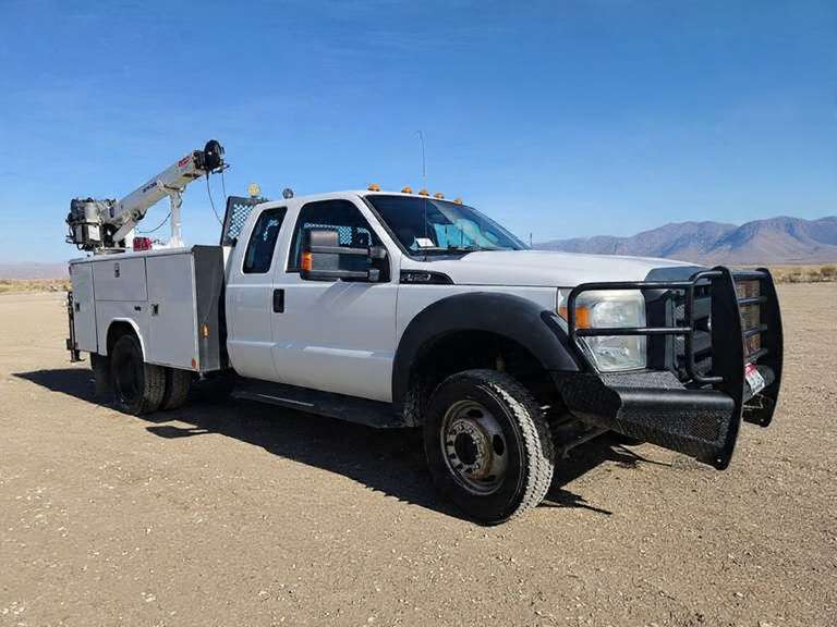 2015 Ford F-550 Gas 4x4 Dually Service Truck - Armstrong Western LLC