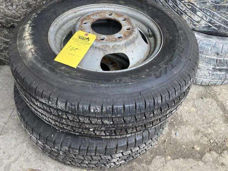 Chevy Dually Wheels and Tires 8 lug 16" - Auctions ASAP