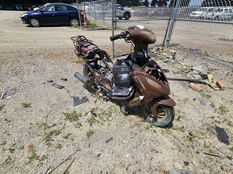 2024 Yongfu Scooter | Lot #23 | Auctions ASAP