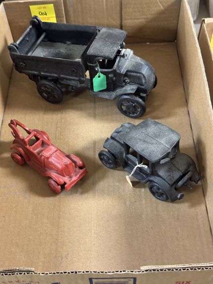 (3) Cast Iron Cars - Auction Solutions Inc