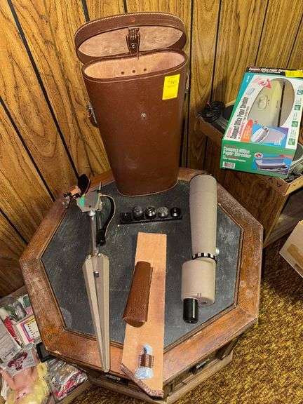 Swift Model 821 Telescope with Case and Accessories - Auction Solutions ...