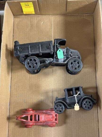 (3) Cast Iron Cars - Auction Solutions, Inc - Celebrating 25 Years
