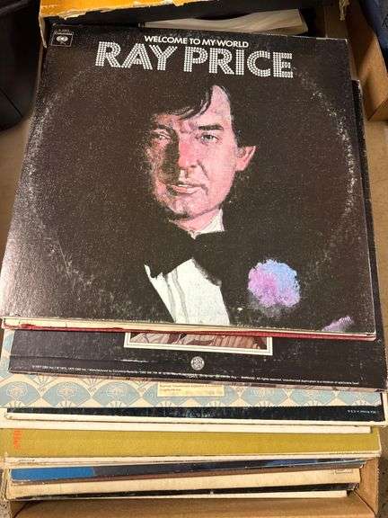 Assorted Vinyl Records - Auction Solutions, Inc - Celebrating 25 Years
