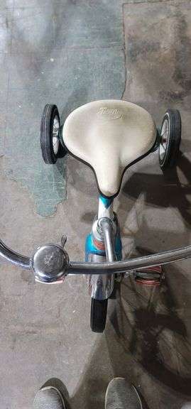 Sears Troxel Tricycle w/ Bell - Auction Solutions, Inc - Celebrating 25 ...