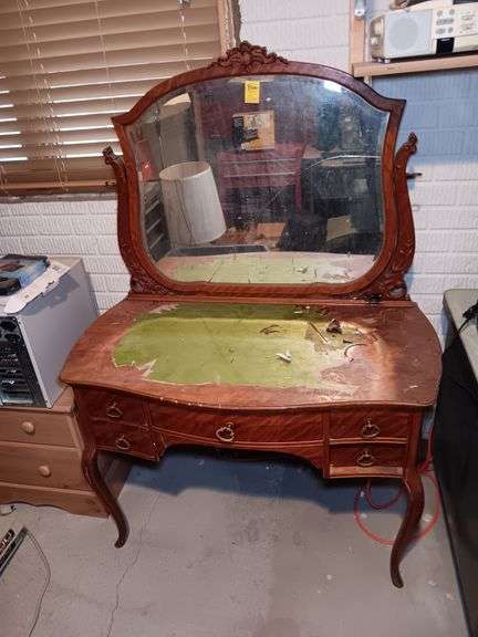 Wooden Vanity with Mirror 28 x 41 x 21 (crack in mirror) - Auction ...
