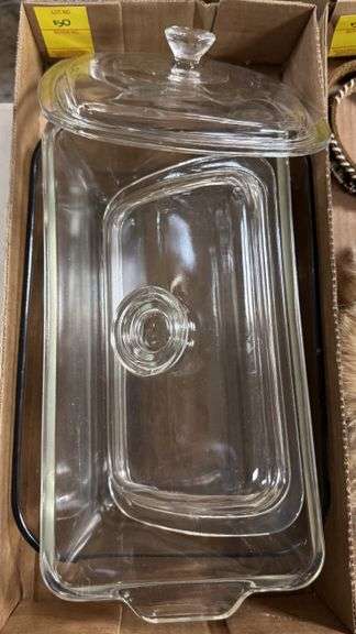(2) Glass Baking Pans and (2) Glass Lids (non matching) - Auction ...