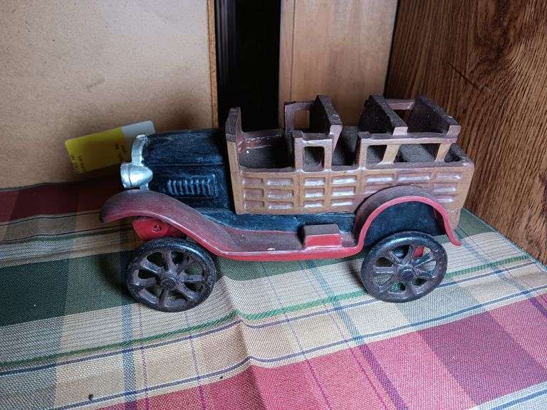 Hard Plastic and Cast Iron Vehicle - Auction Solutions, Inc ...