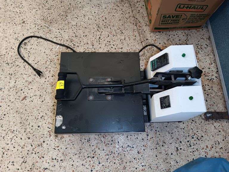 15" x 15" Flat Heat Press Machine - Auction Solutions, Inc ...