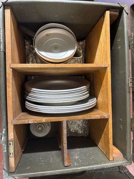 Officers Field Mess Kit - Auction Solutions, Inc - Celebrating 25 Years