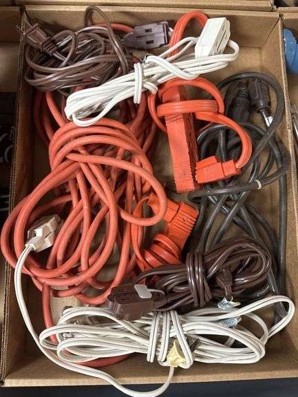 Assortment of Extension Cords - Auction Solutions, Inc - Celebrating 25 Years