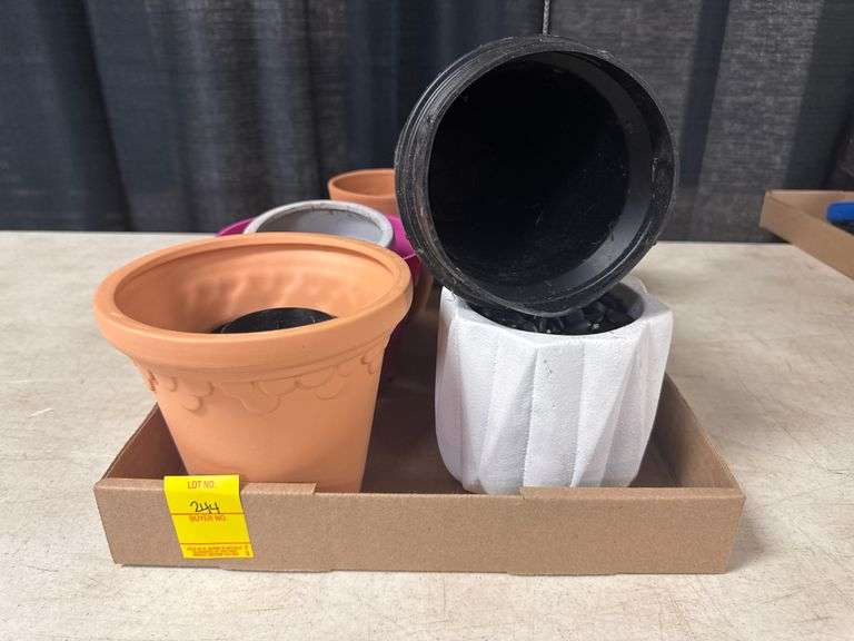 Assorted Planting Pots - Auction Solutions, Inc - Celebrating 25 Years