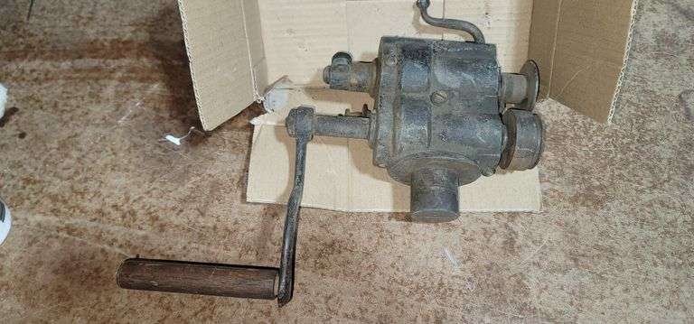 Vintage car crank. Don't know what engine - Auction Solutions, Inc ...