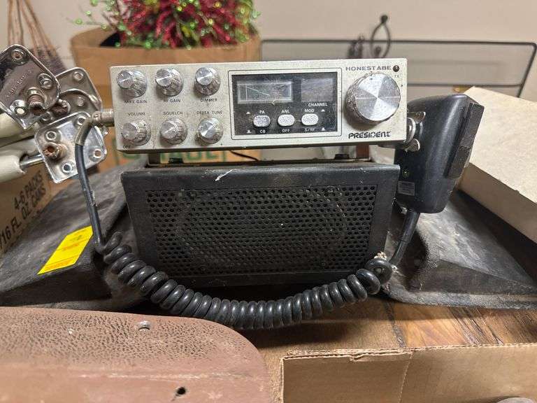 Vintage Honest Abe President CB Radio - Auction Solutions, Inc ...