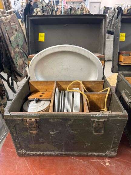Officers Field Mess Kit - Auction Solutions, Inc - Celebrating 25 Years