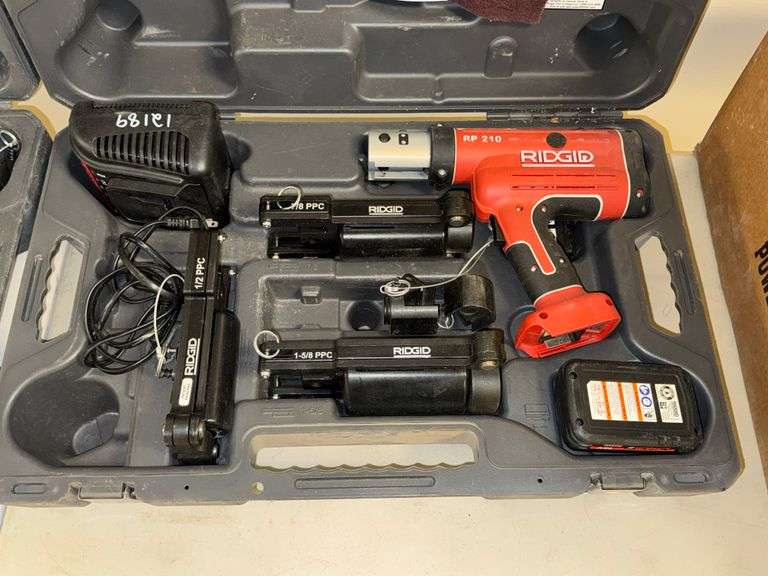 Ridgid RP 210 Press Tool in Case w/ 3 attachments, battery, and charger ...