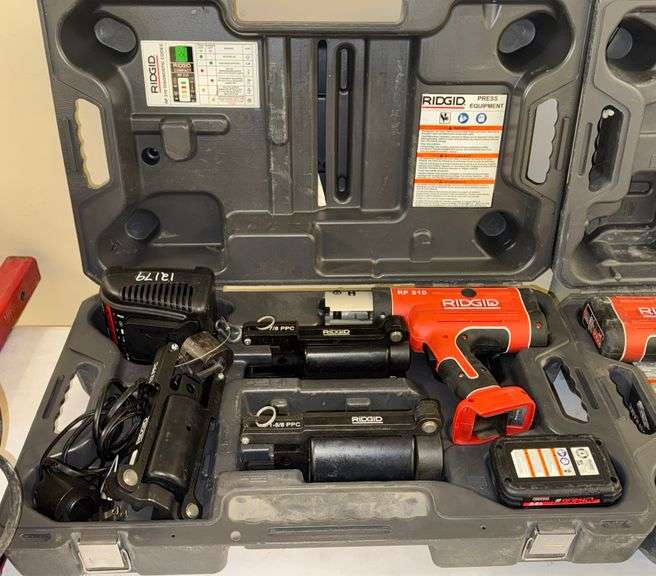Ridgid RP 210 Press Tool in Case w/ 3 attachments, battery, and charger ...