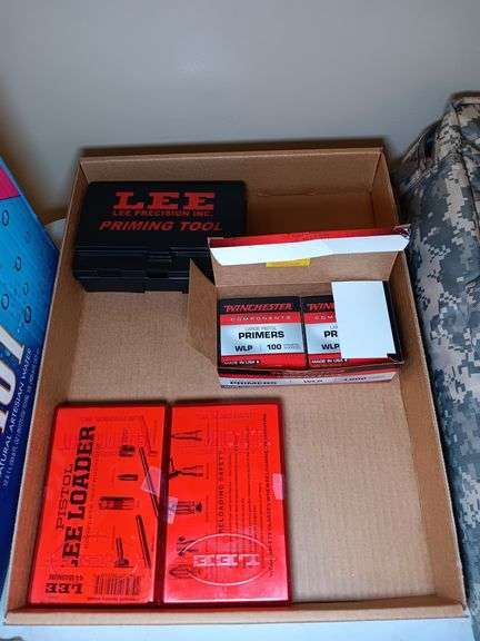 Lee Precision Pistol Reloader, Lee Precision Priming Tool, and Large ...