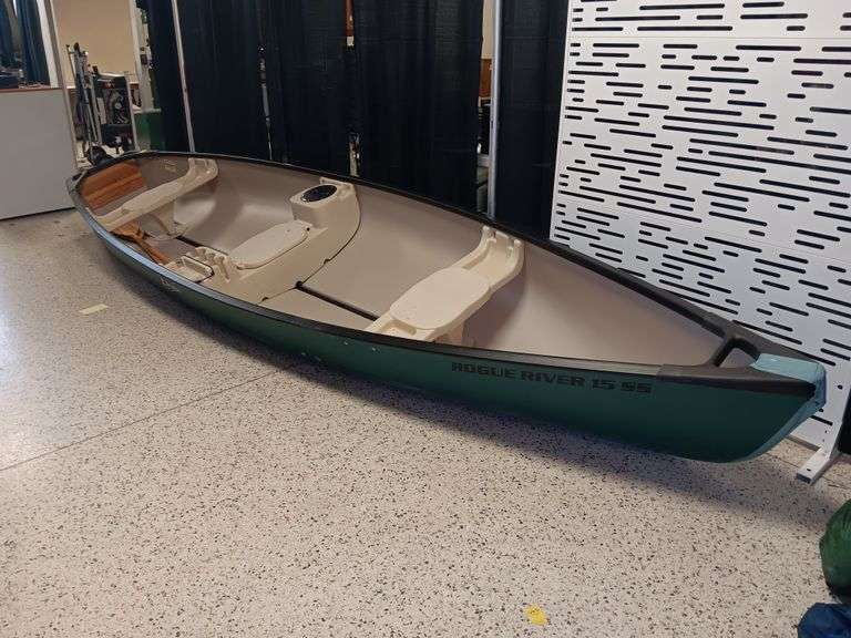 Rogue River 15SS 4 Person Capacity Canoe - Auction Solutions, Inc ...
