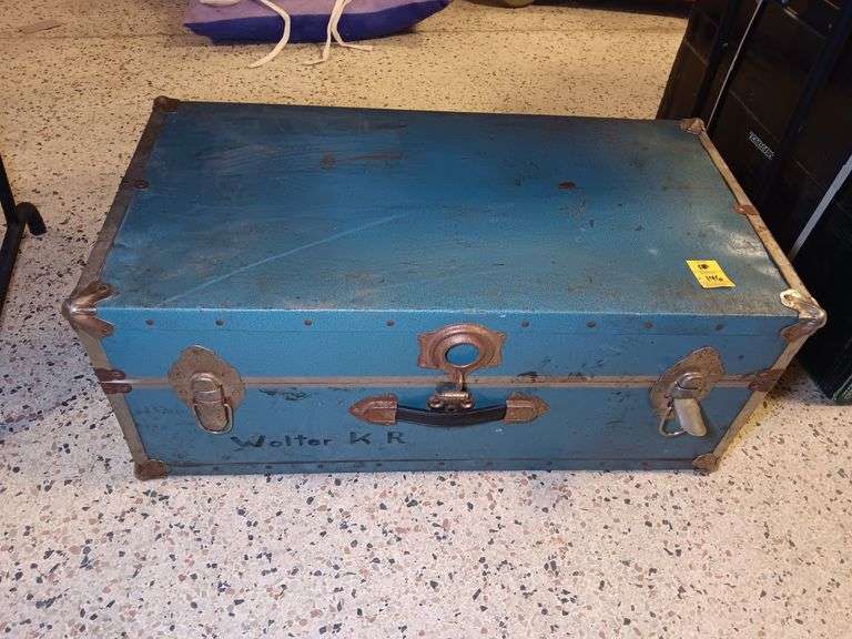 Antique Blue Trunk - Auction Solutions, Inc - Celebrating 25 Years