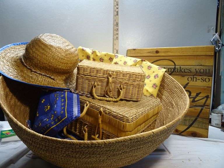 Baskets, Linens, Sign & Hat - Auction Solutions, Inc - Celebrating 25 Years