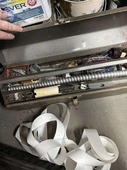 Craftsman Metal Hand Tool Box with Contents - Auction Solutions, Inc ...