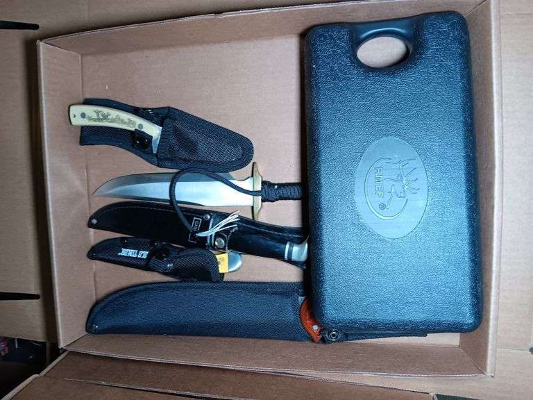 RMEF Knife Set with Case and Assorted Hunting Knives with Sleeves ...