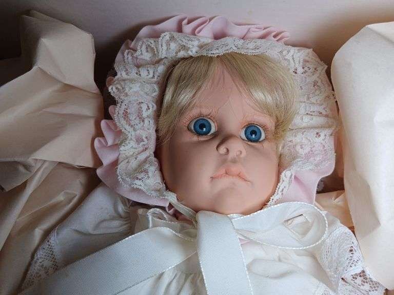 Hildegard Gunzel Collection "Babsi" Doll - Auction Solutions, Inc - Celebrating 25 Years