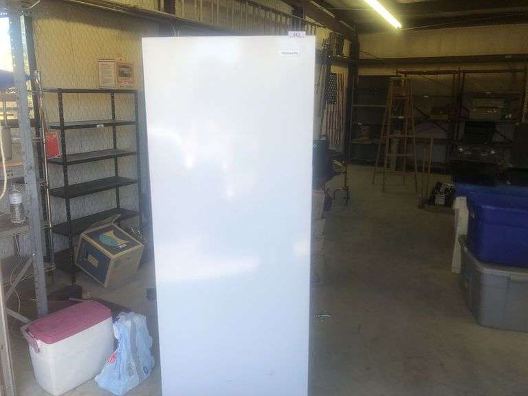 Frigidaire Freezer model FFFU16F2VW - Assiter Auctioneers