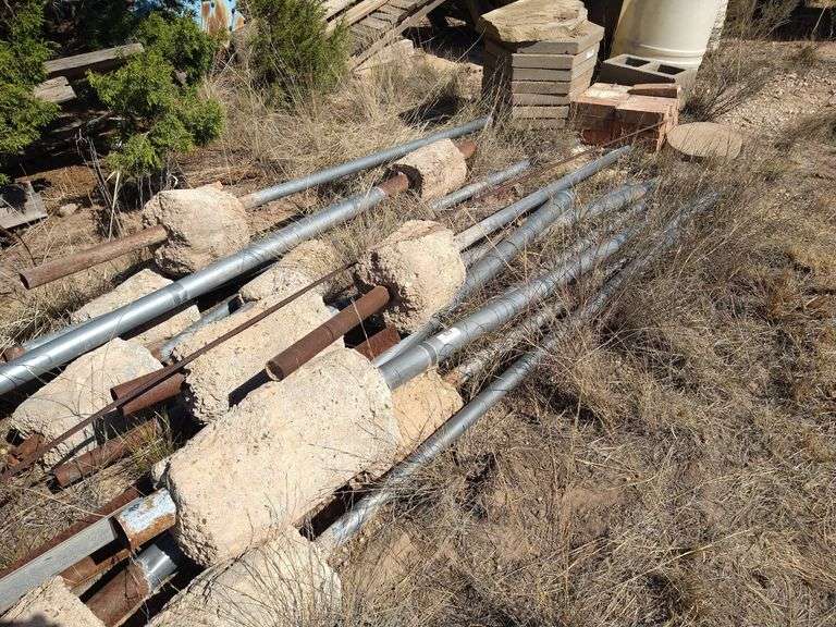 14 Galvanized Fence Posts - Assiter Auctioneers